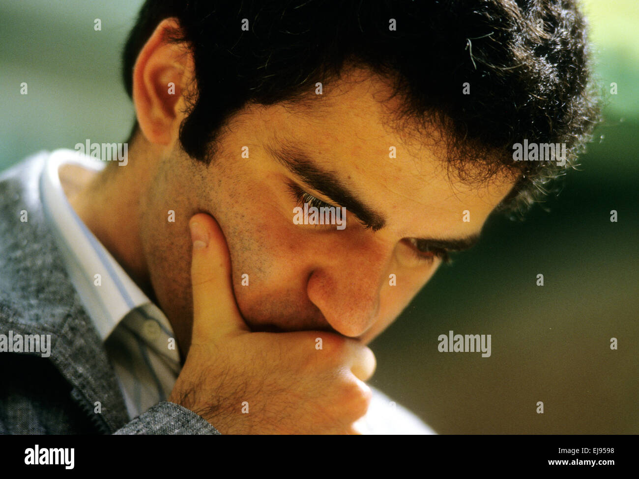 Gary Kasparov, world chess champion playing multiple games in London ...