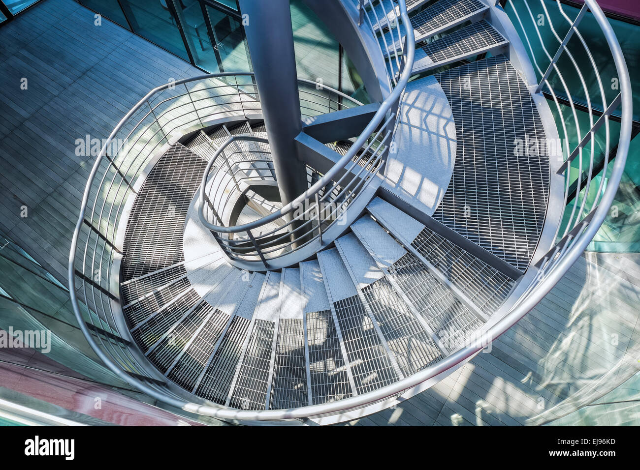 Spiral staircase inside round tower hi-res stock photography and images ...