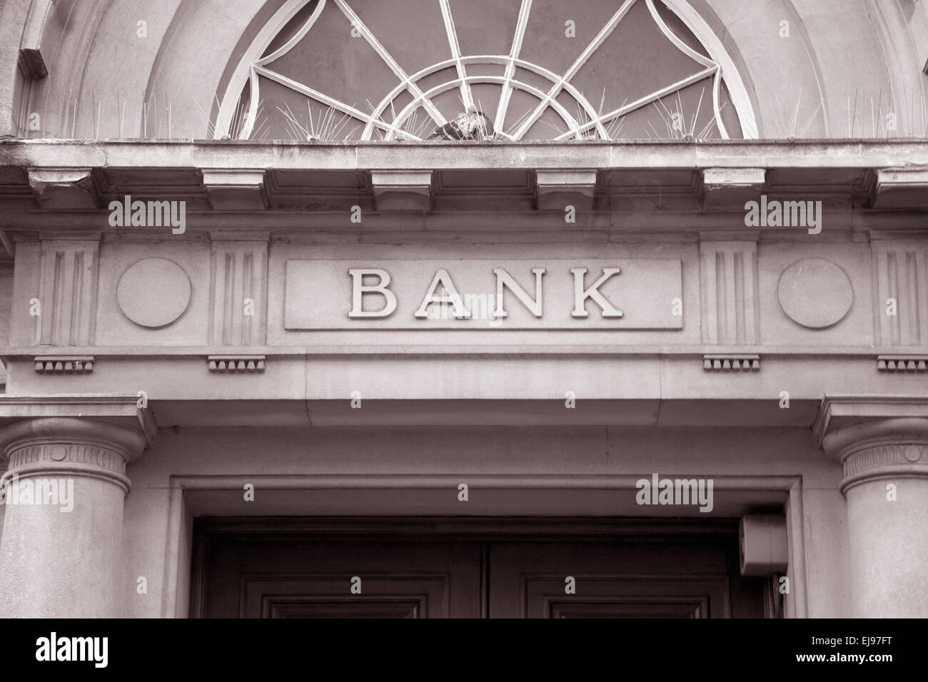 Sign over door hi-res stock photography and images - Alamy