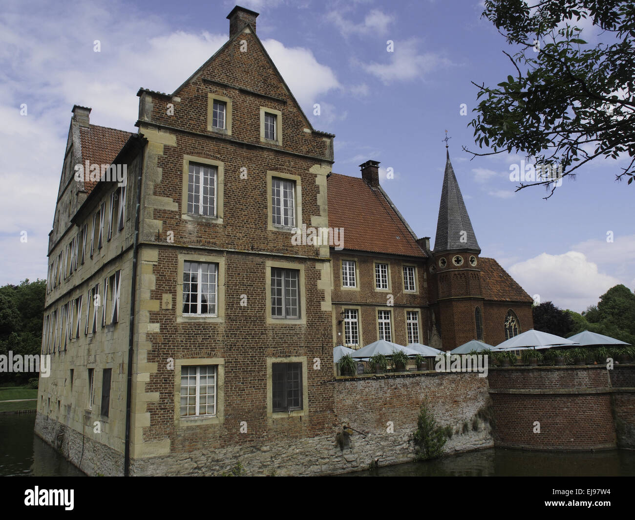 Schloss hulshoff castle High Resolution Stock Photography and Images ...