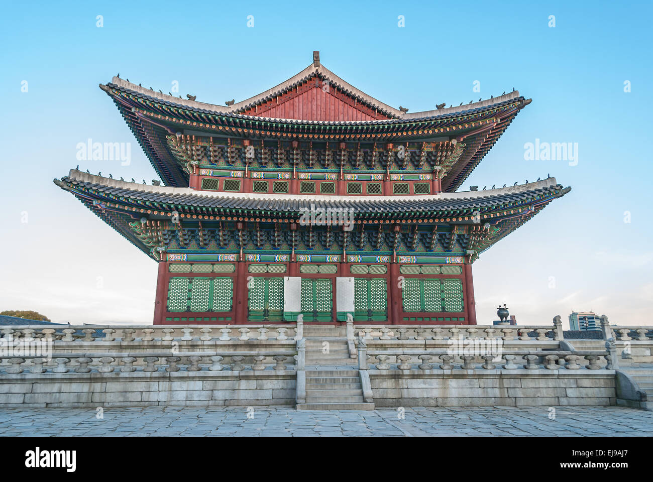 Gyeongbokgung Palace Stock Photos & Gyeongbokgung Palace Stock Images ...