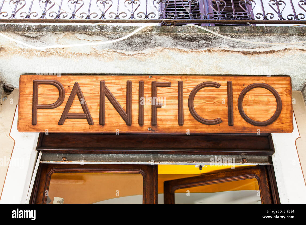Old italian traditional bakery shop store hi-res stock photography and ...