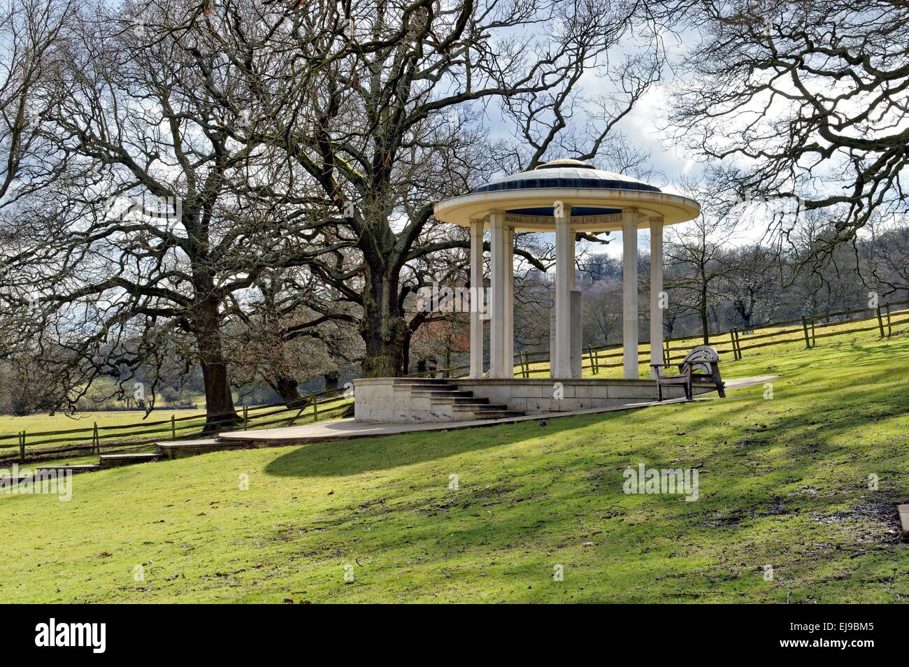 Magna carta fields hi-res stock photography and images - Alamy