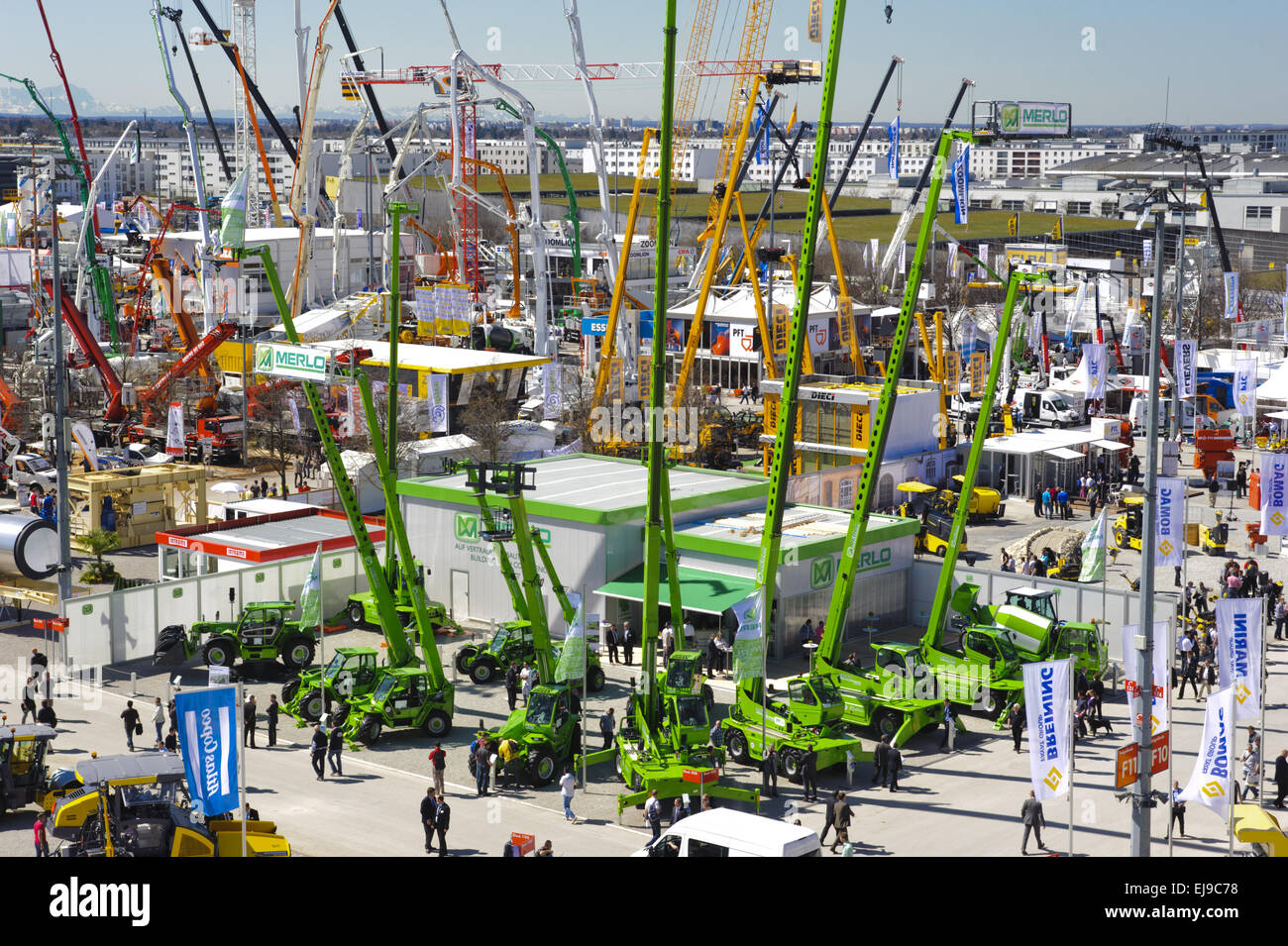Munich fair hi-res stock photography and images - Alamy