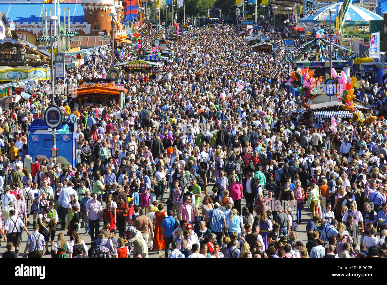 Oktober beer festival munich hi-res stock photography and images - Alamy