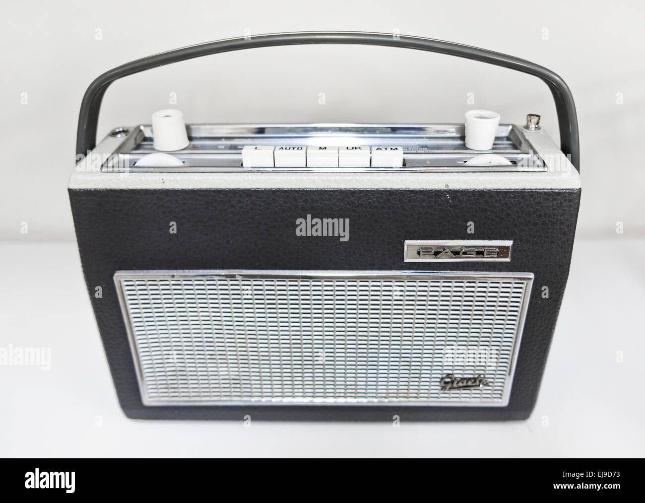 News radio 1970s hi-res stock photography and images - Alamy