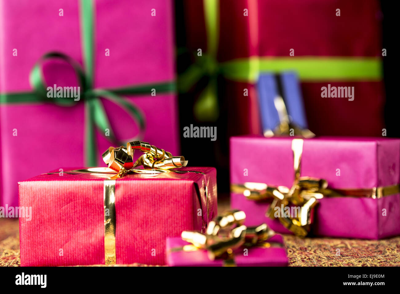 Parcel ribbon red hi-res stock photography and images - Alamy
