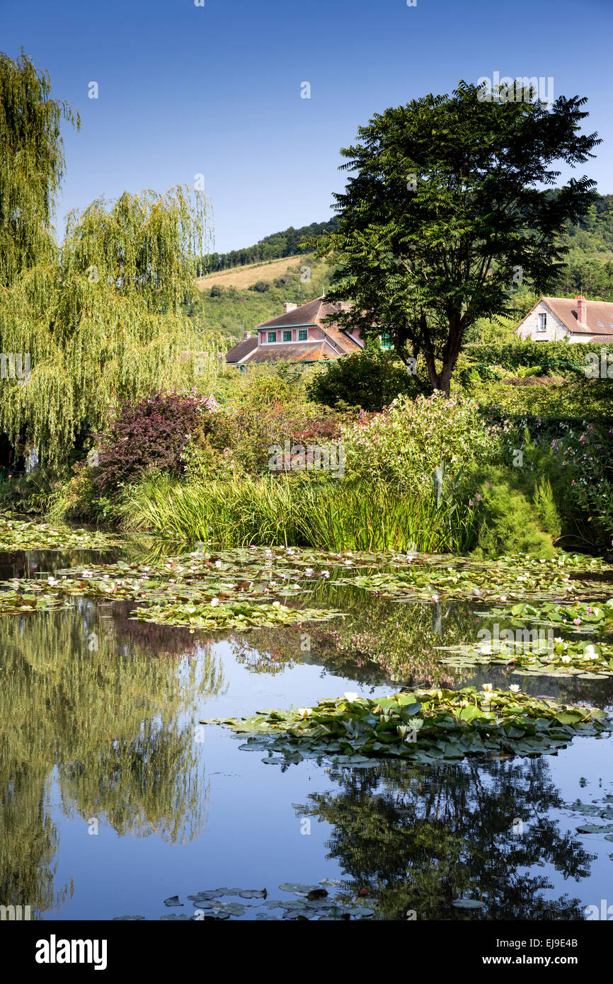 France, Europe, Giverny, Claude Monet Foundation, gardens of Monet's ...
