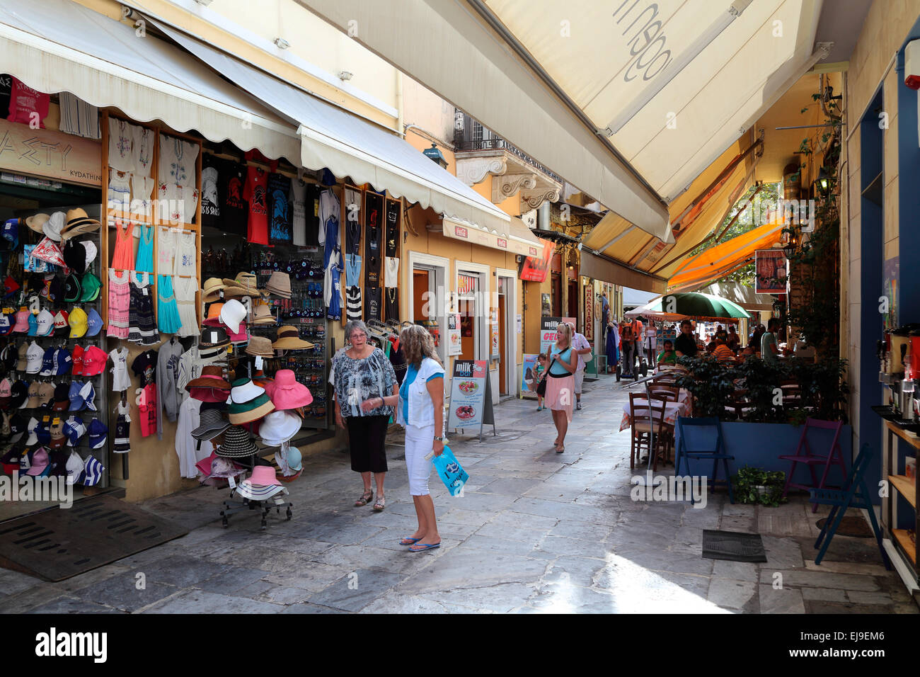Plaka bar hi-res stock photography and images - Alamy