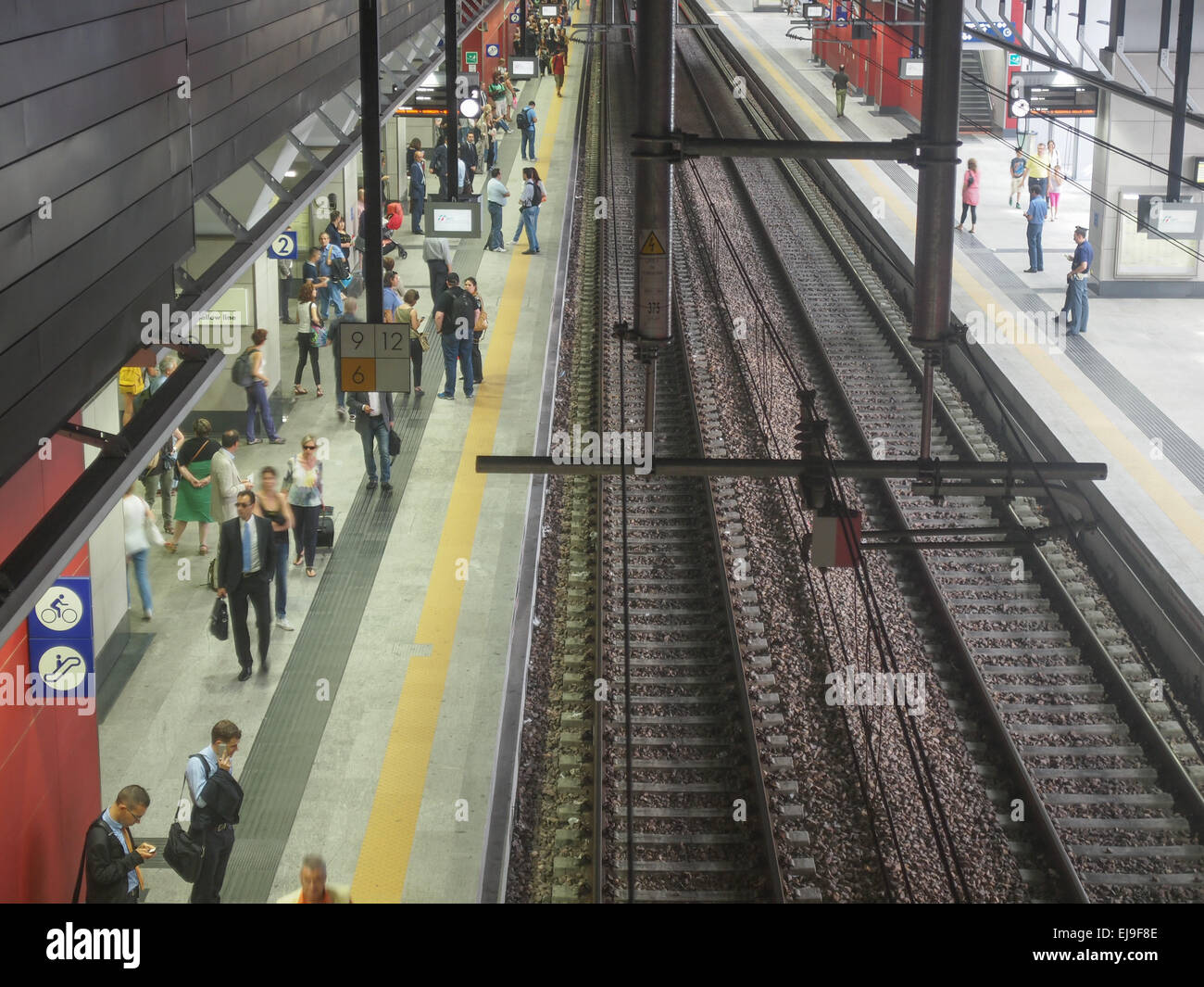 Torino Porta Susa station Stock Photo - Alamy