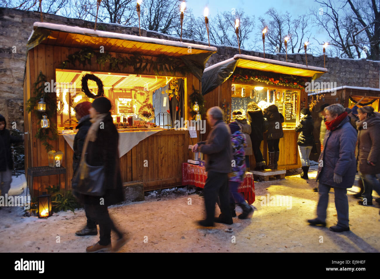 Candle stall traditional christmas market hi-res stock photography and ...
