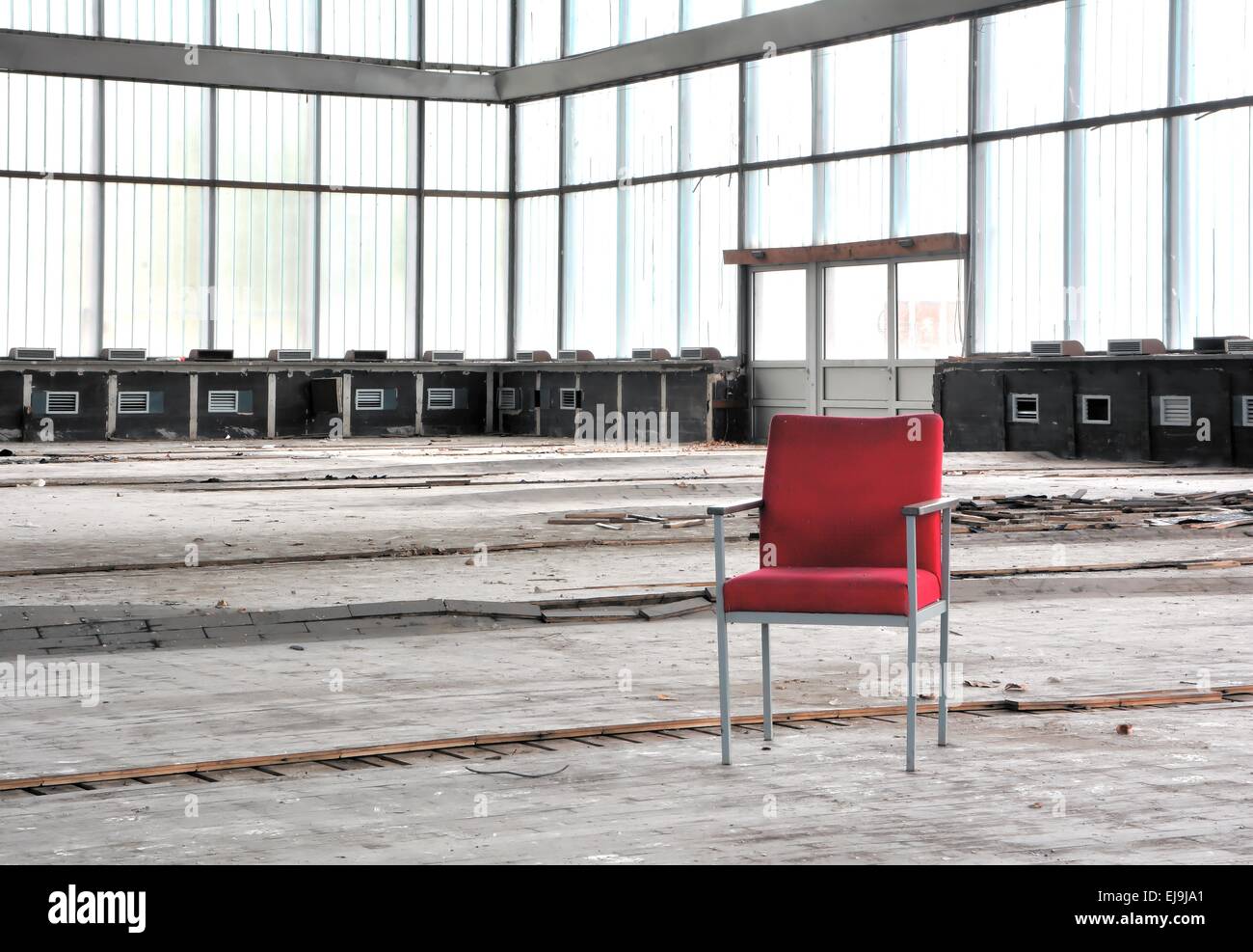 Abandoned disco hi-res stock photography and images - Alamy