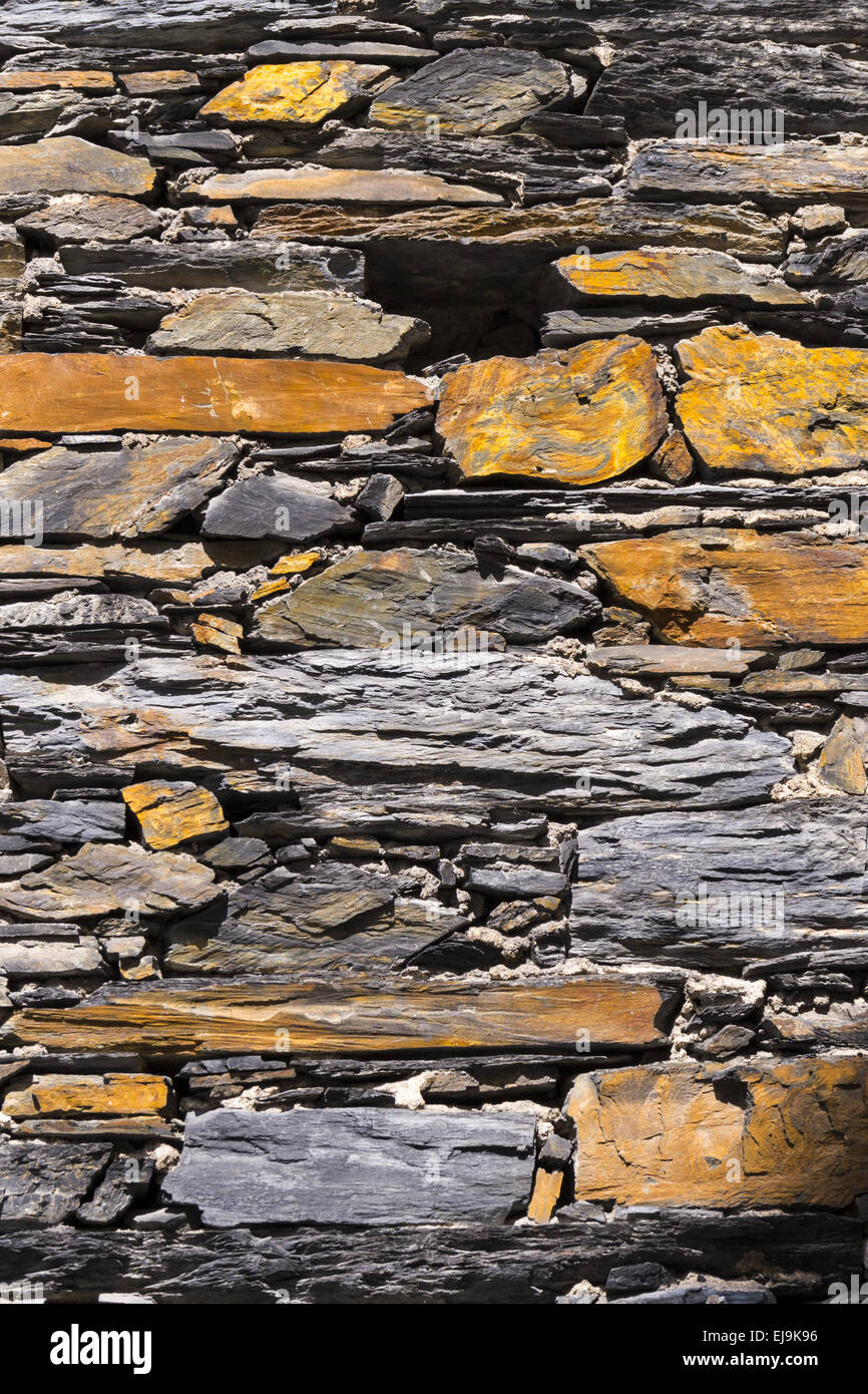 Slate wall hi-res stock photography and images - Alamy