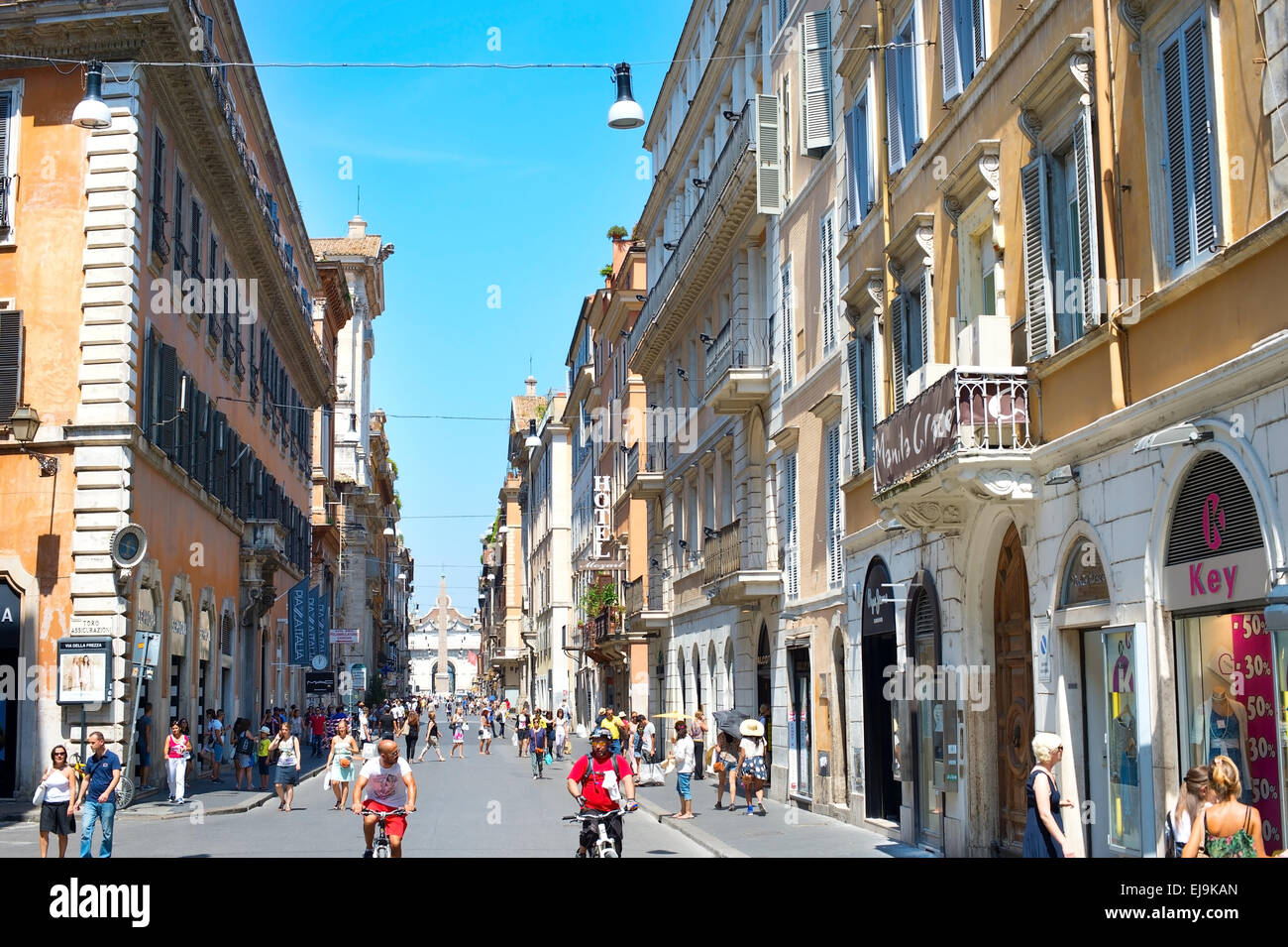 Rome market bike hi-res stock photography and images - Alamy