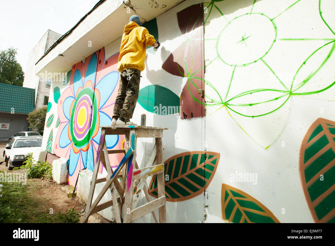 Wall spray hi-res stock photography and images - Alamy