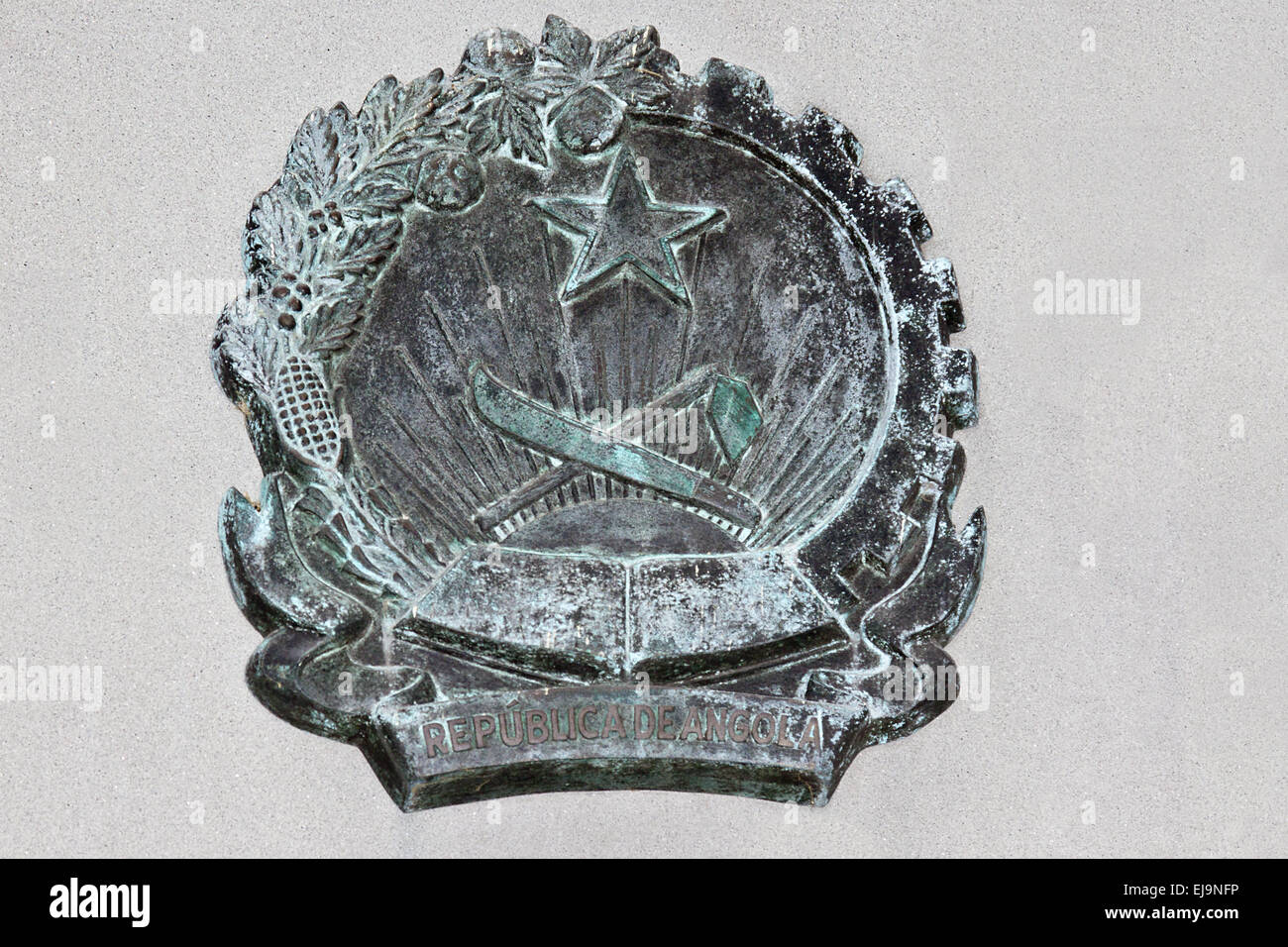 Embassy of the republic of angola hi-res stock photography and images ...