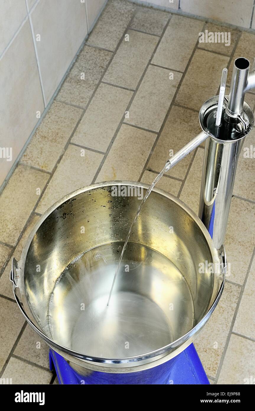 Alcohol withdrawal hi-res stock photography and images - Alamy