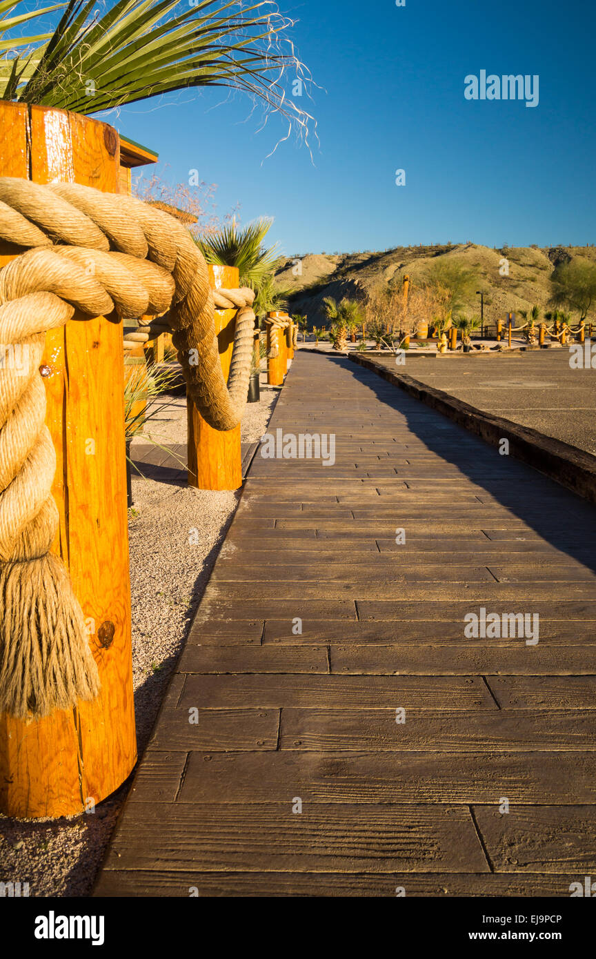 Desert boardwalk hi-res stock photography and images - Alamy
