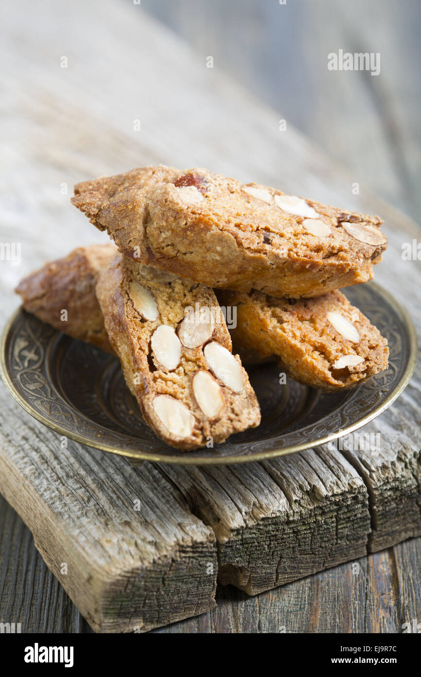 Biscotti hi-res stock photography and images - Alamy
