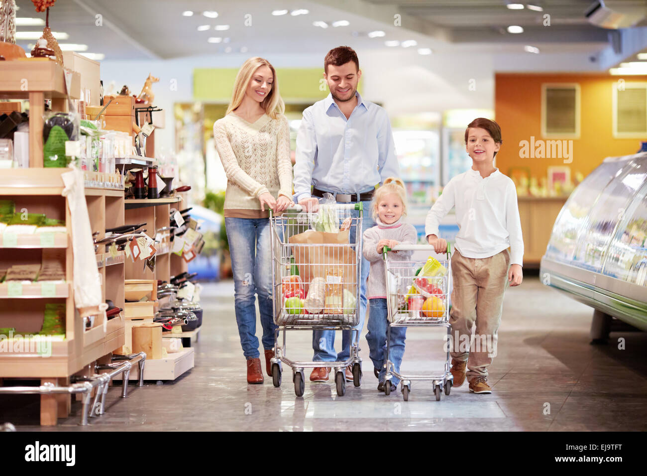 Family with children Stock Photo - Alamy