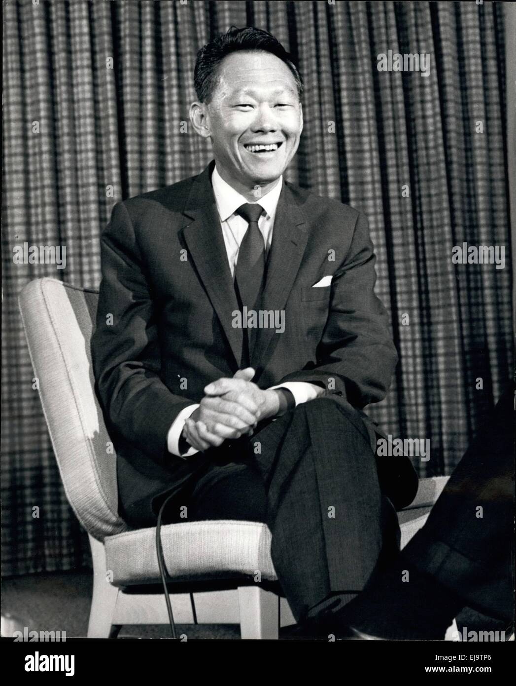 Lee kuan yew 1959 hi-res stock photography and images - Alamy