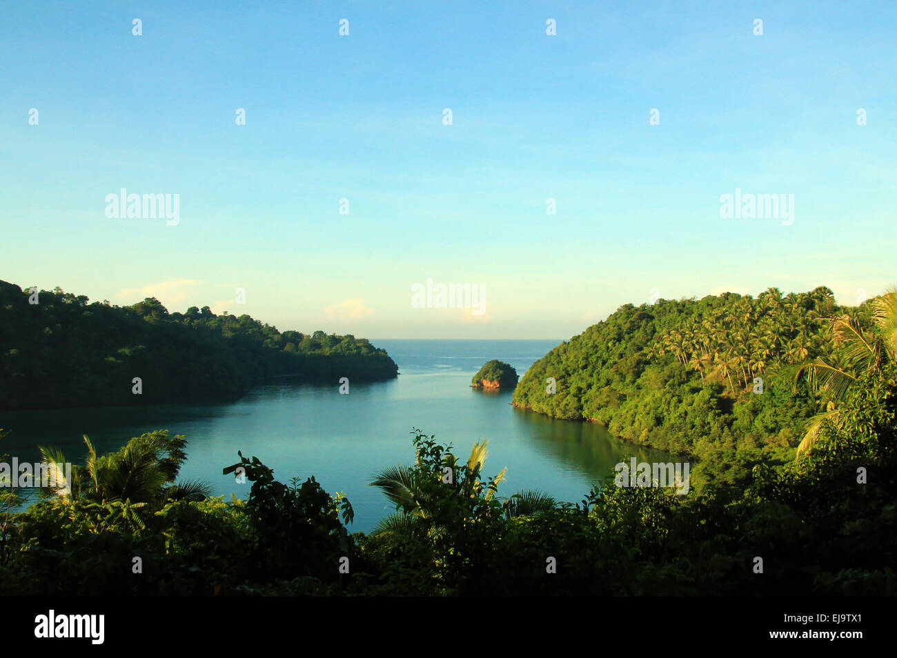 Lembeh hi-res stock photography and images - Alamy