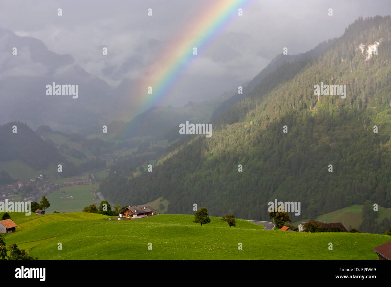 Rainbow over farmhouse hi-res stock photography and images - Alamy