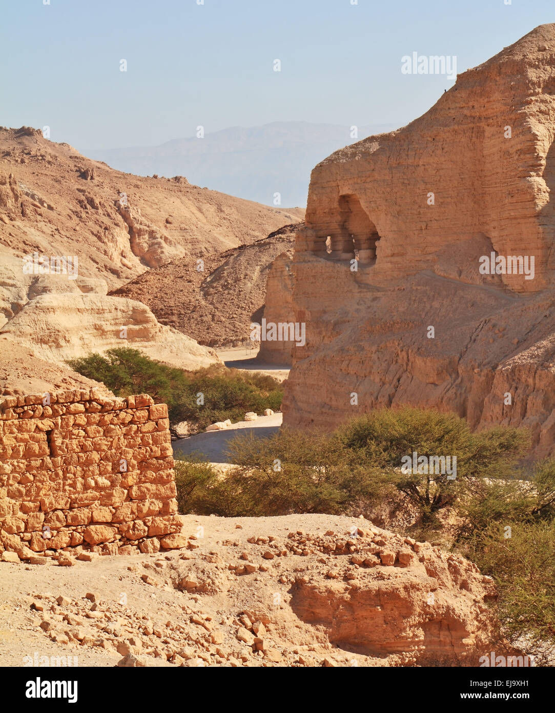 Gorge in desert hi-res stock photography and images - Alamy