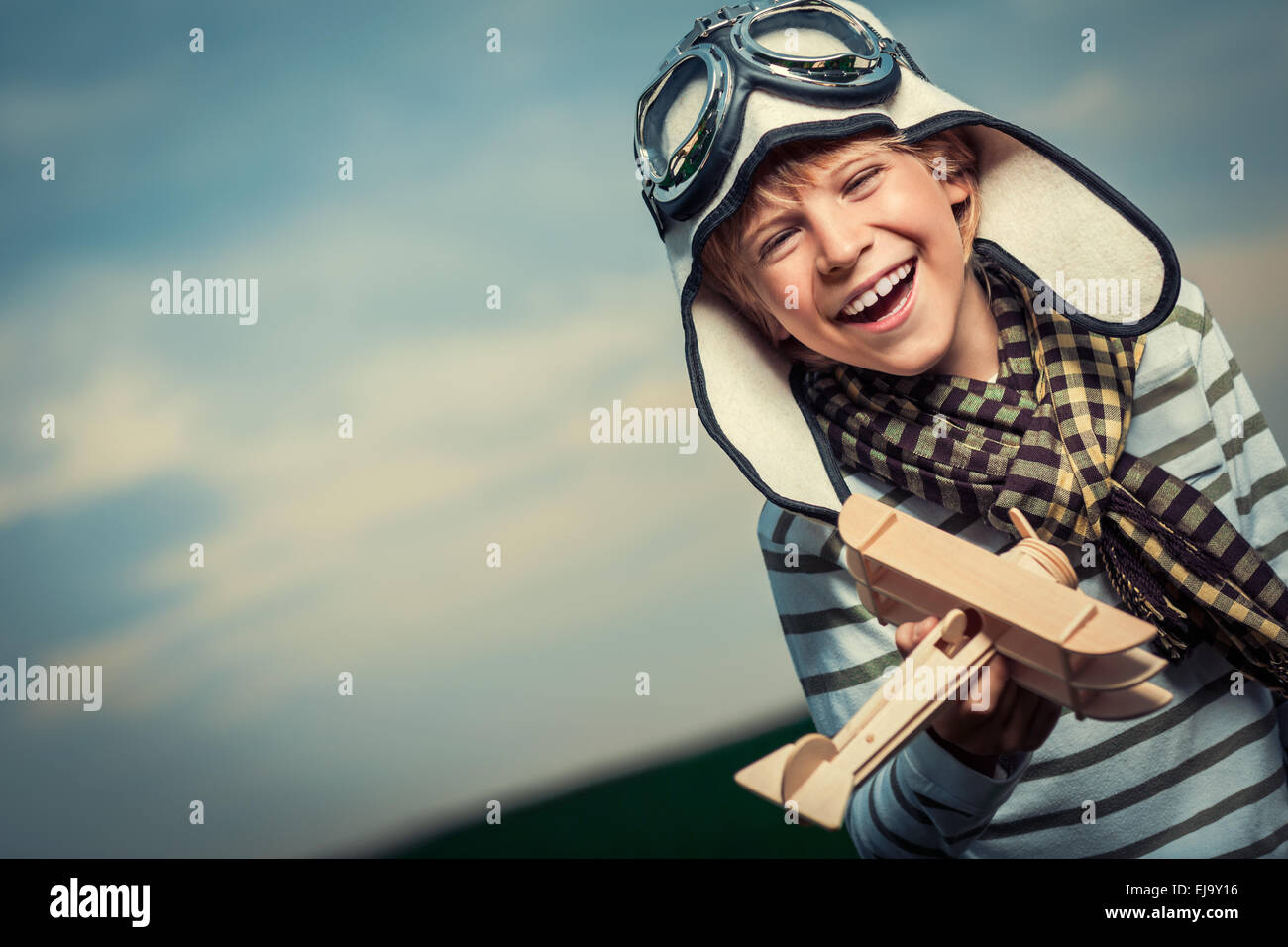 Boy laughing hi-res stock photography and images - Alamy