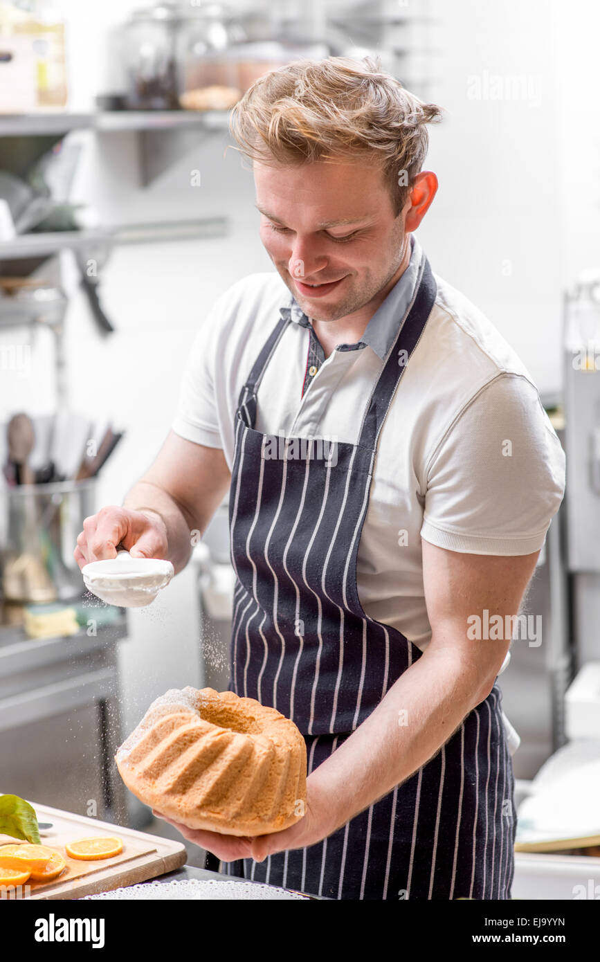 Chef preparing cake sweet dessert man hi-res stock photography and ...