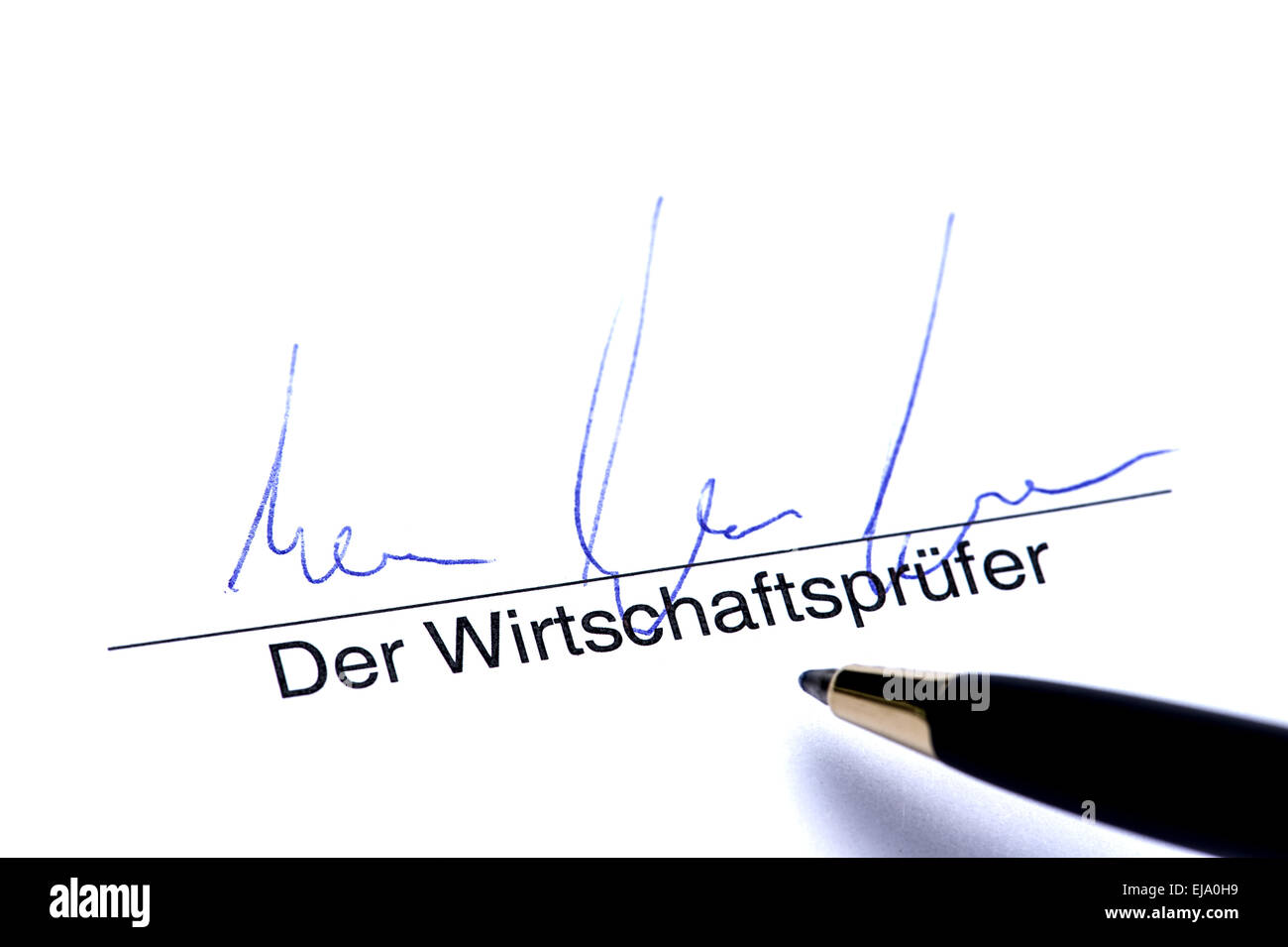 Signature of Auditor Stock Photo - Alamy