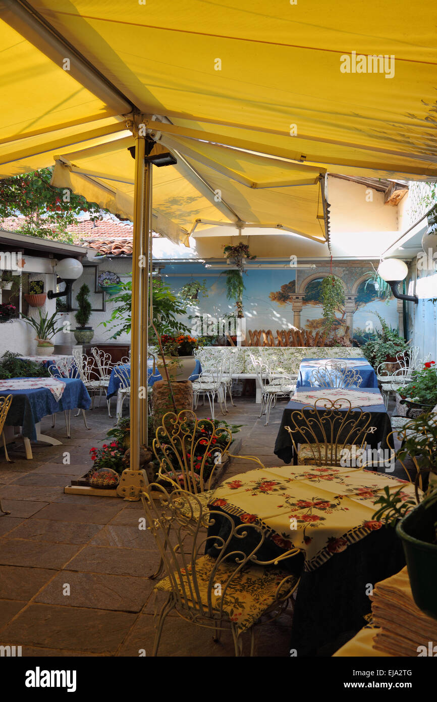 Charming restaurant hi-res stock photography and images - Alamy