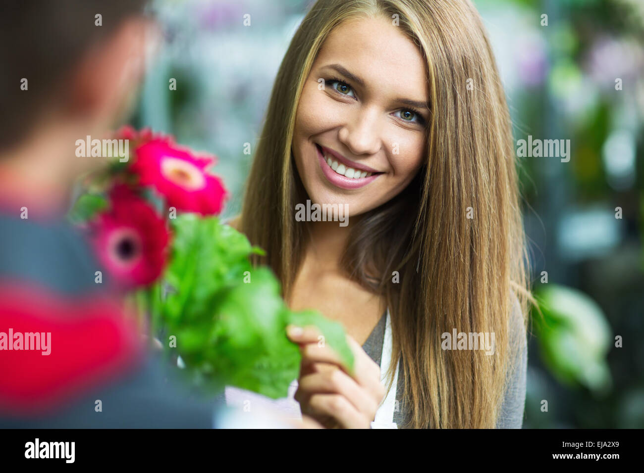 Attractive adults lifestyle hi-res stock photography and images - Alamy