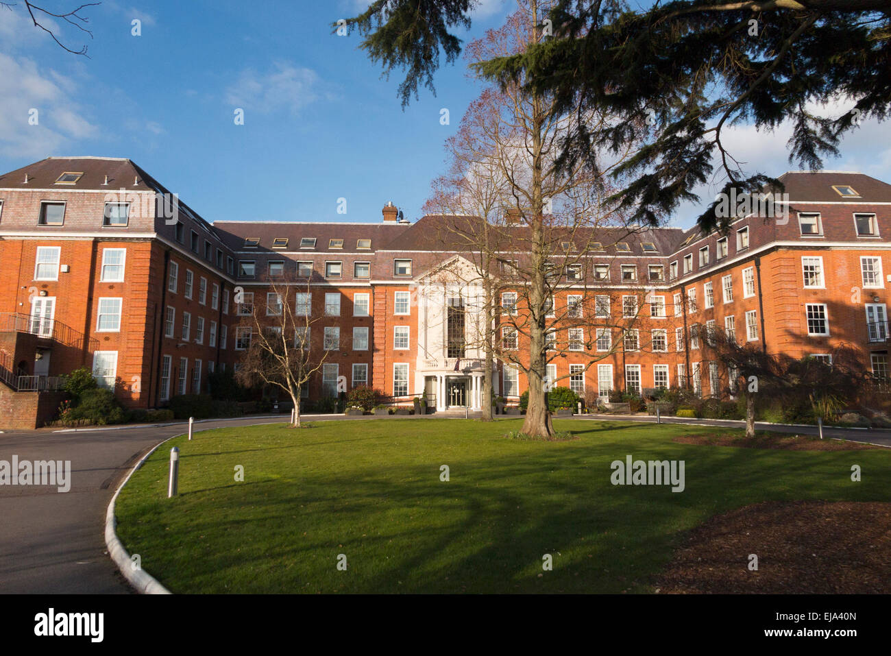 Broom road teddington hi-res stock photography and images - Alamy
