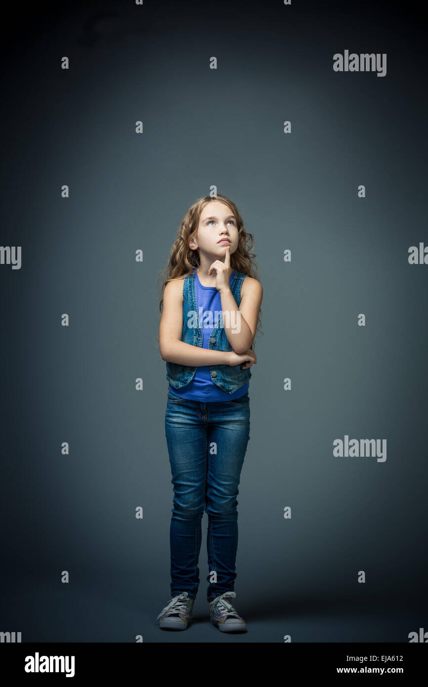 Girls thinking hi-res stock photography and images - Alamy