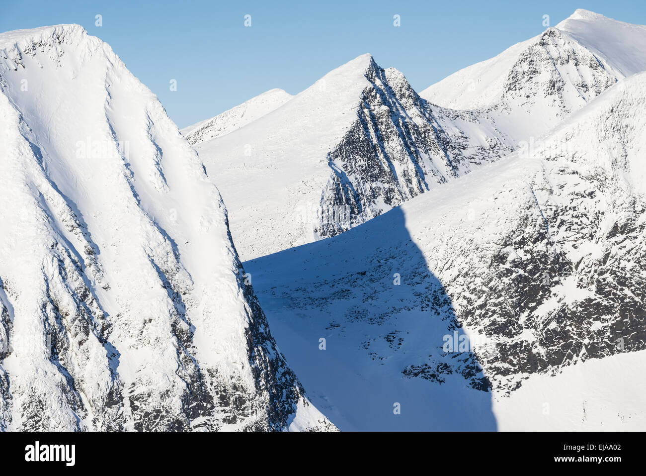 Chain of mountain tops hi-res stock photography and images - Alamy