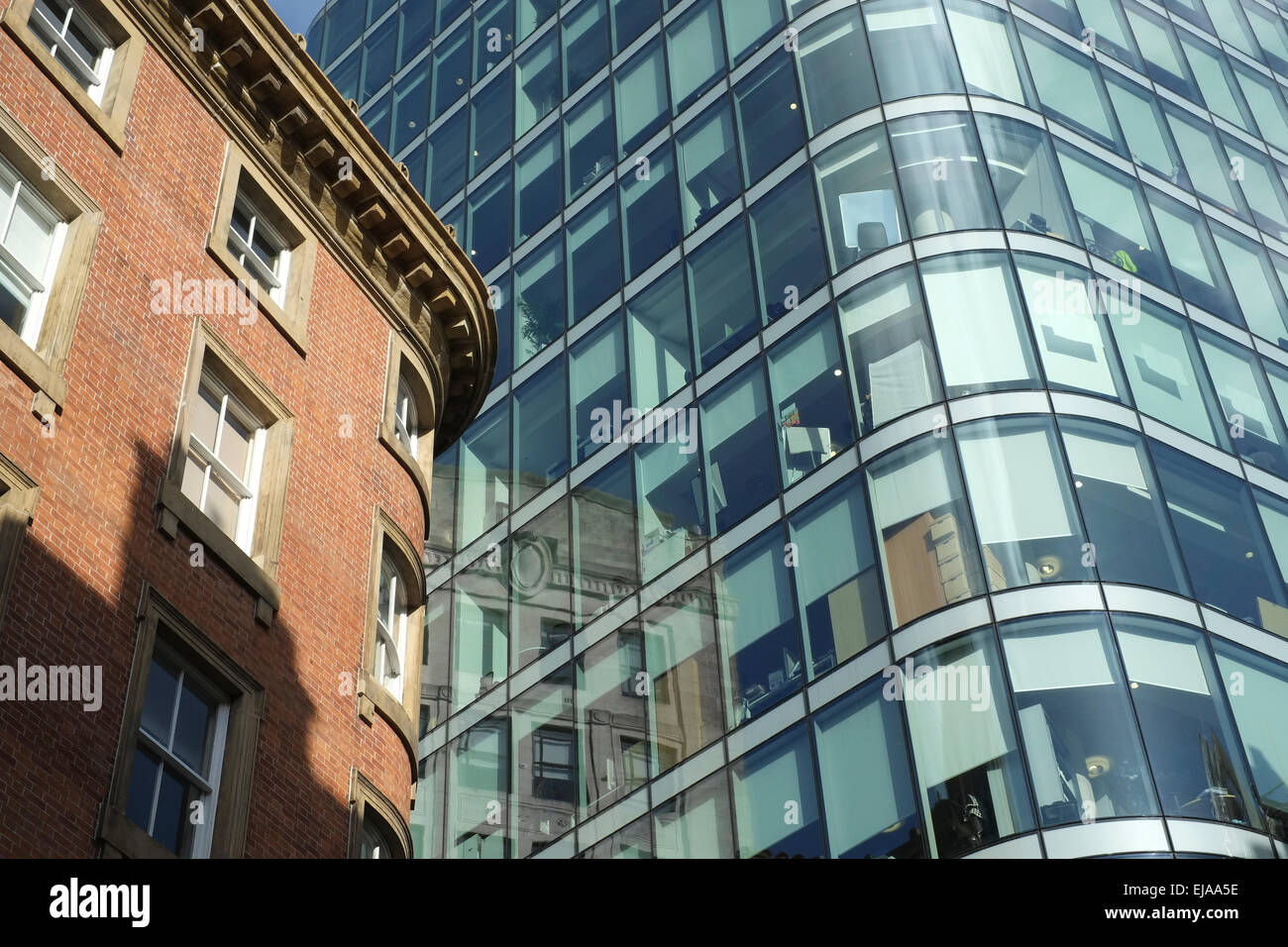 Modern buildings in manchester city centre hi-res stock photography and ...