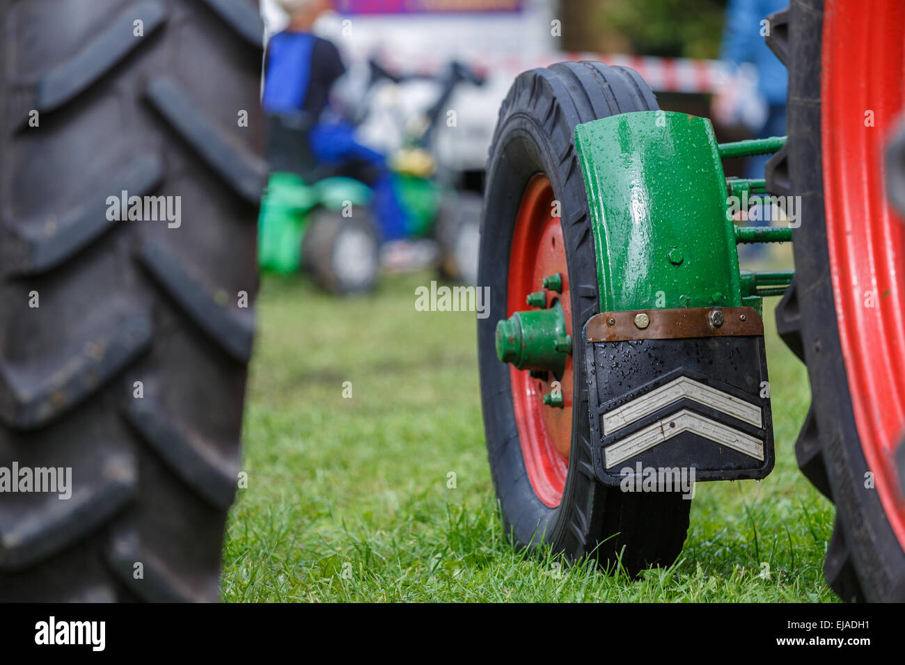 Wheel fender hi-res stock photography and images - Alamy