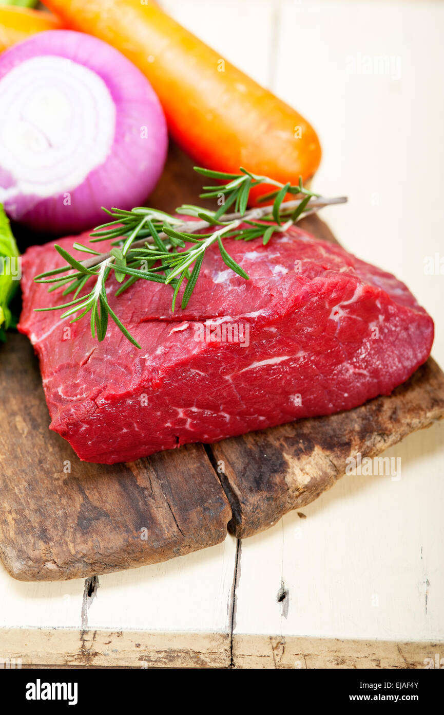 Fresh cut beef hi-res stock photography and images - Alamy