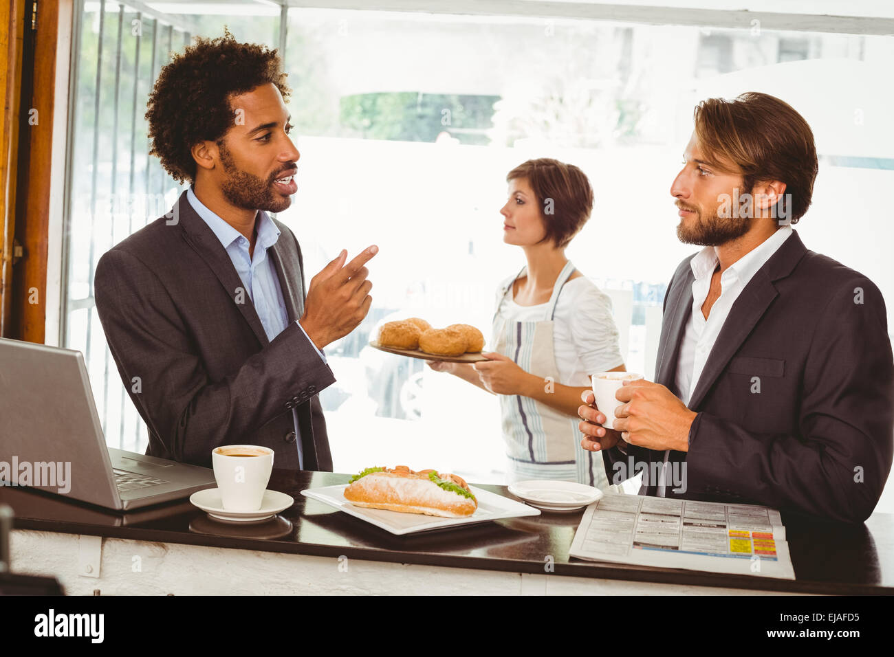 Businessmen lunch hi-res stock photography and images - Alamy