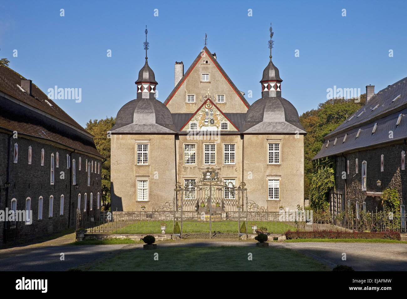 Schloss Neuenhof castle, Luedenscheid, Germany Stock Photo - Alamy