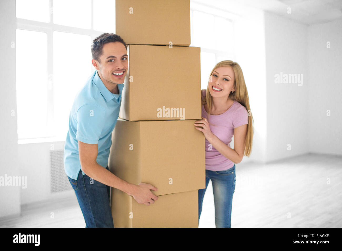 Relocating hi-res stock photography and images - Alamy