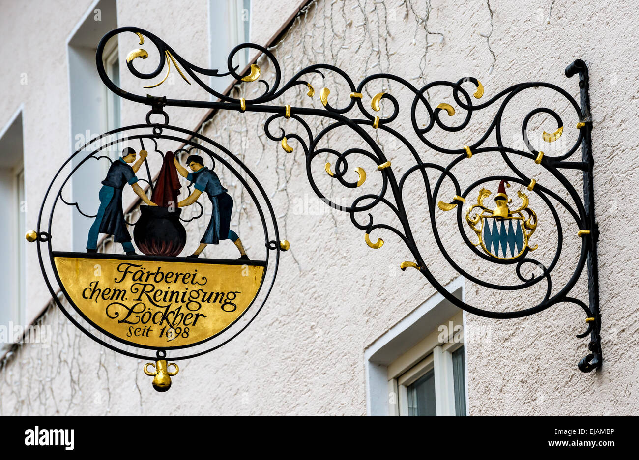 Old cast metal town sign hi-res stock photography and images - Alamy