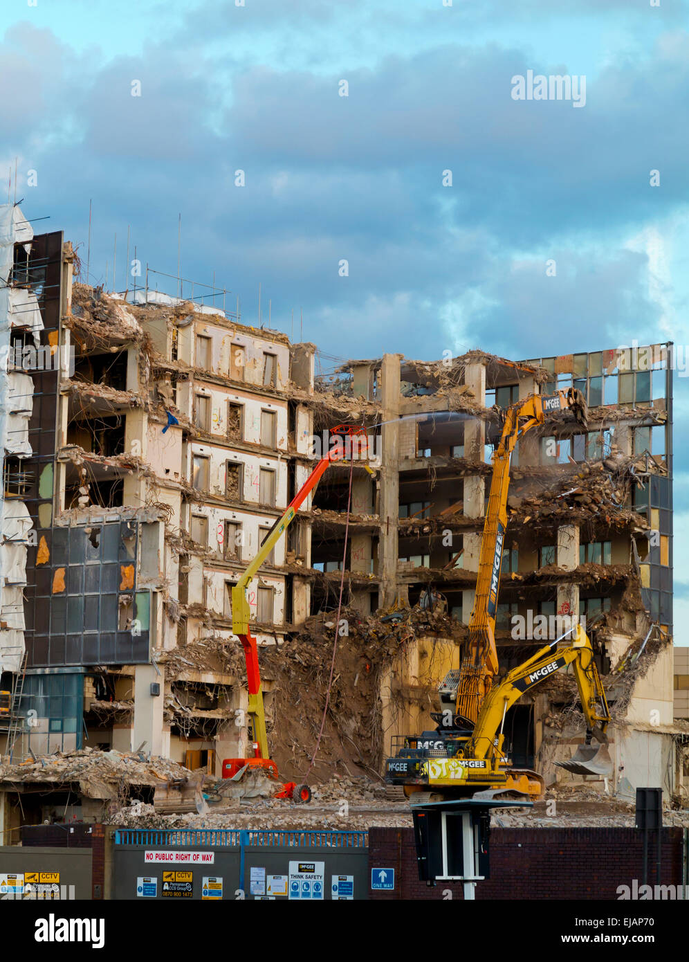 London demolition redevelopment hi-res stock photography and images - Alamy