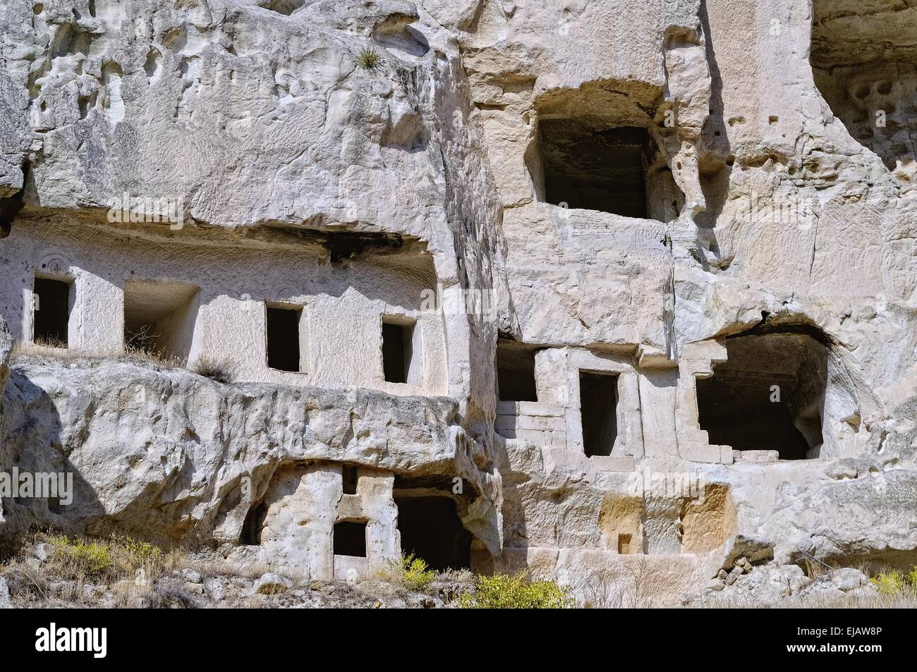 Cave house caves houses hi-res stock photography and images - Alamy