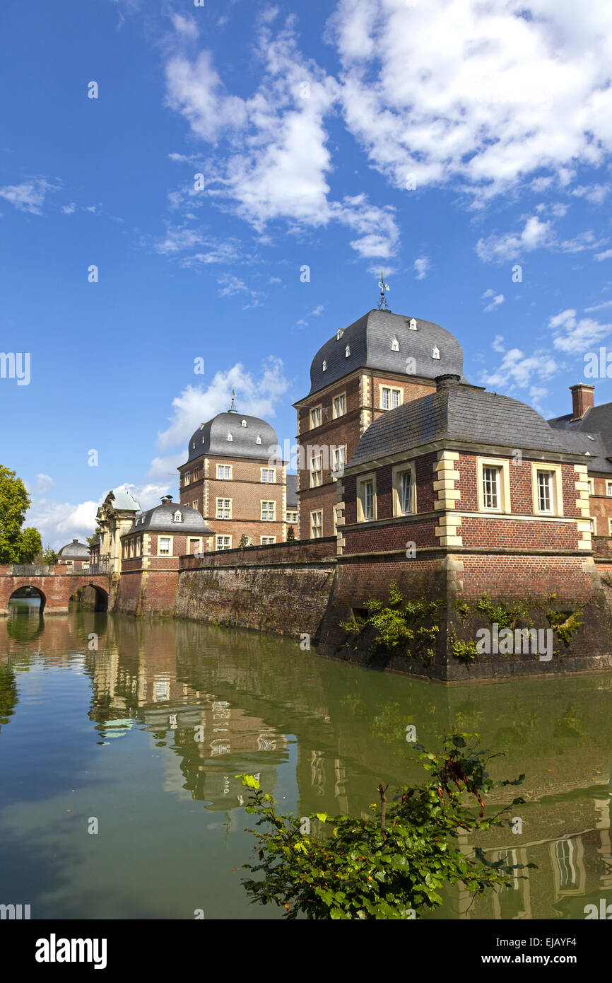 Baroque castle hi-res stock photography and images - Alamy