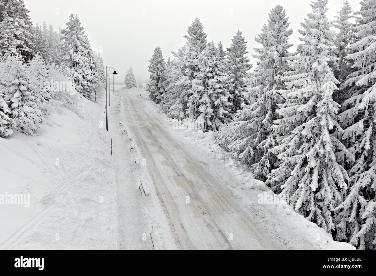 Highway obstacle hi-res stock photography and images - Alamy
