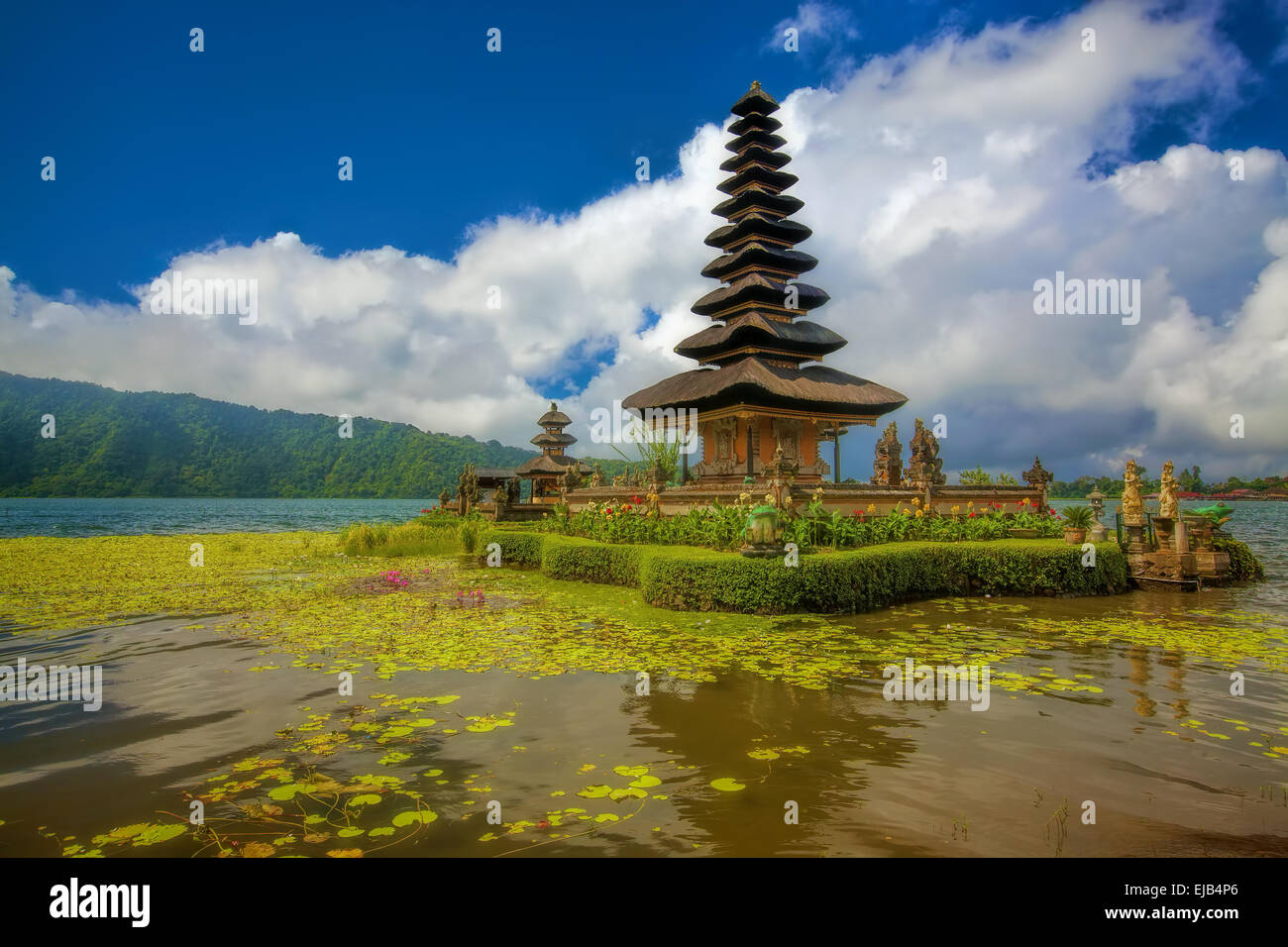 Ulun Danu Temple Stock Photo - Alamy