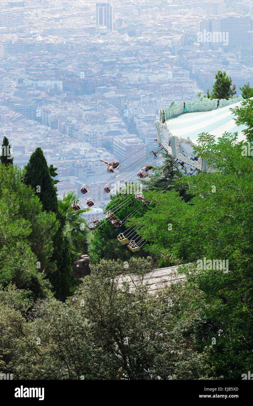 Roundabout carousel tree hi-res stock photography and images - Alamy