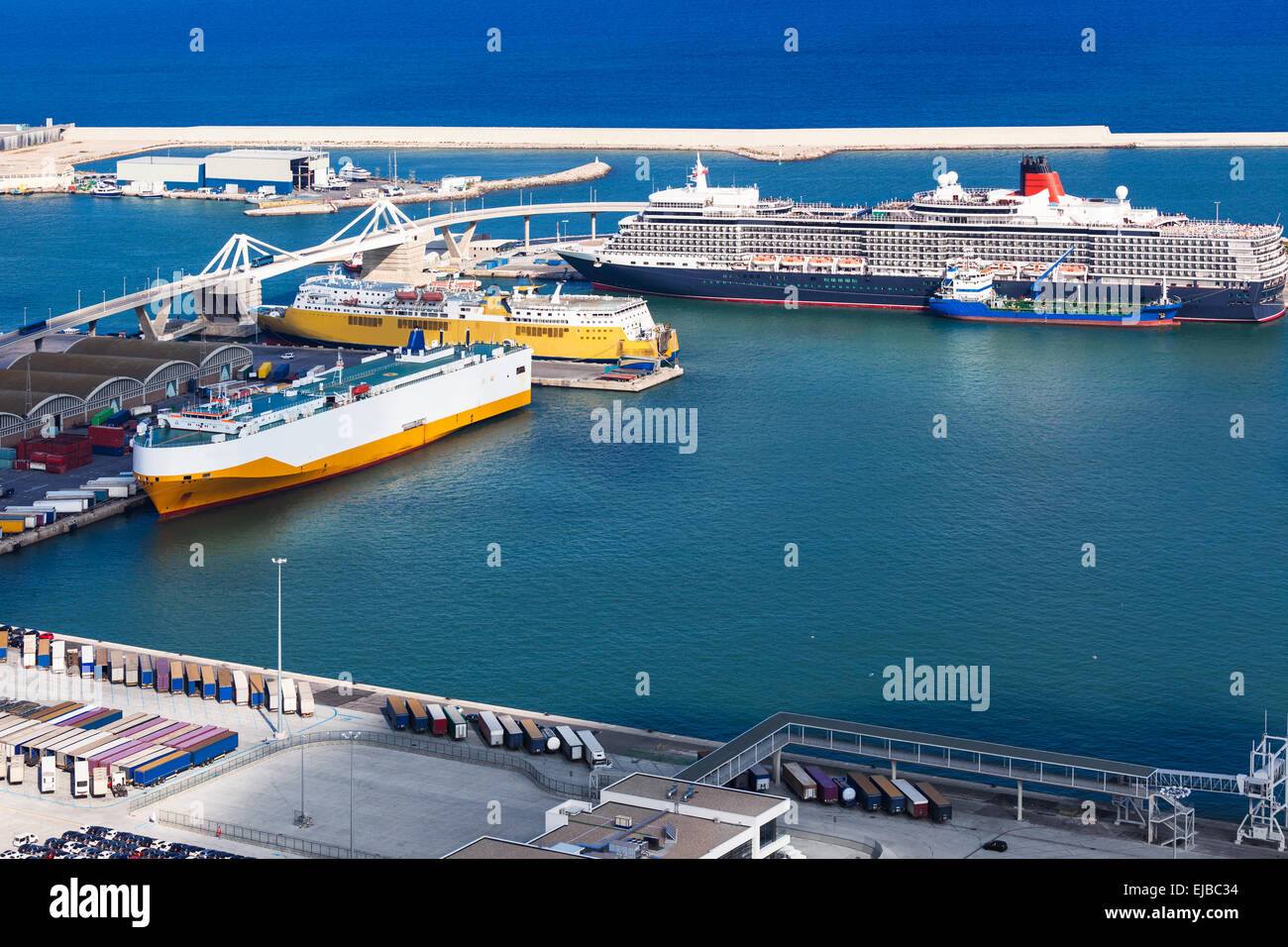 passenger ships and ferries Stock Photo - Alamy